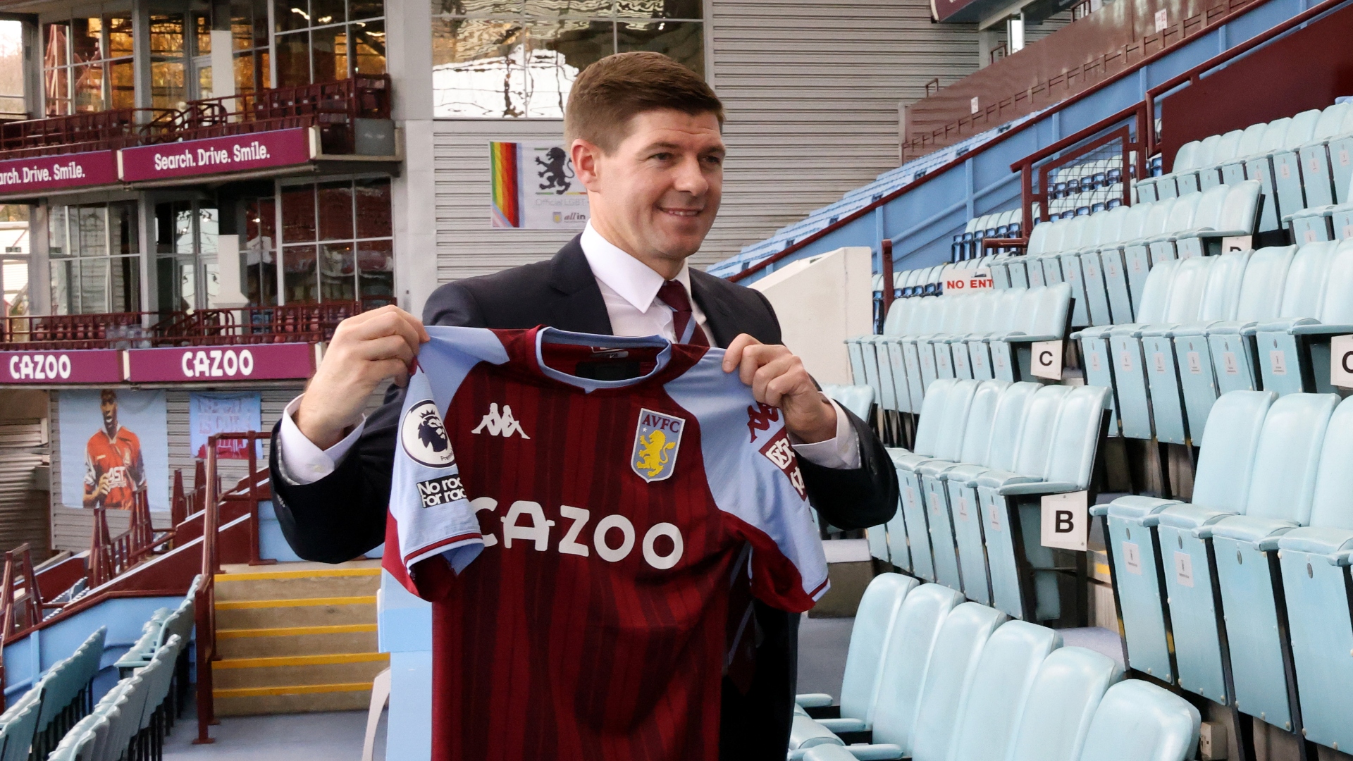 Gerrard: Villa not a stepping stone to Liverpool job | Stadium Astro