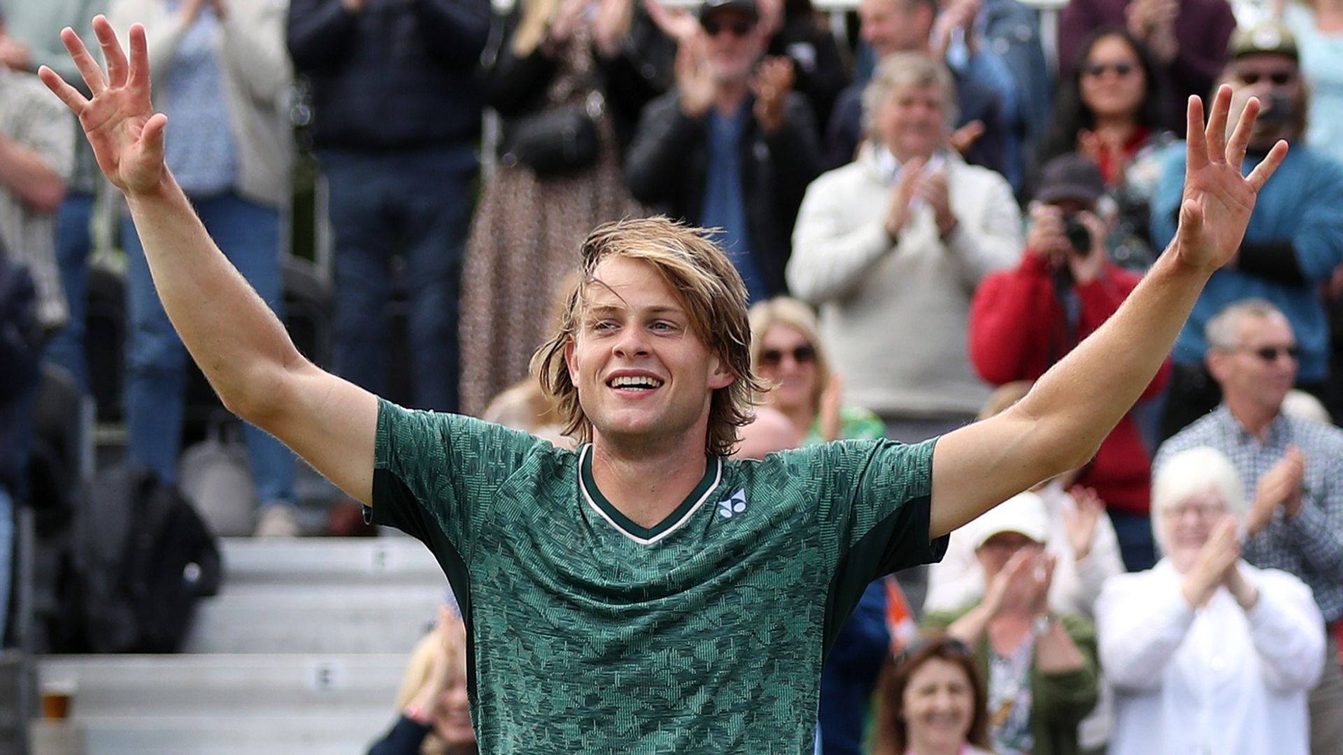 Zizou for Wimbledon! Belgian named after Zinedine Zidane lands SW19 ...