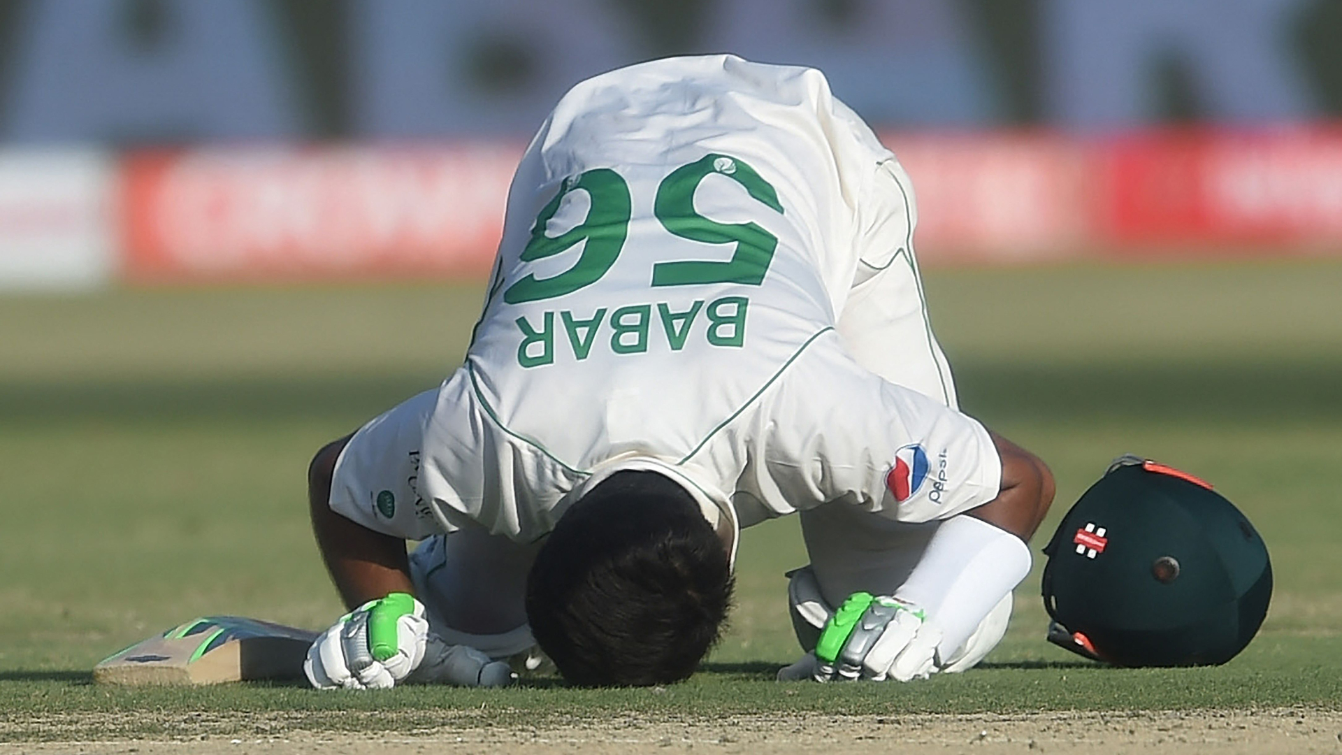 Babar and Rizwan dig deep as Pakistan pull off incredible draw with ...