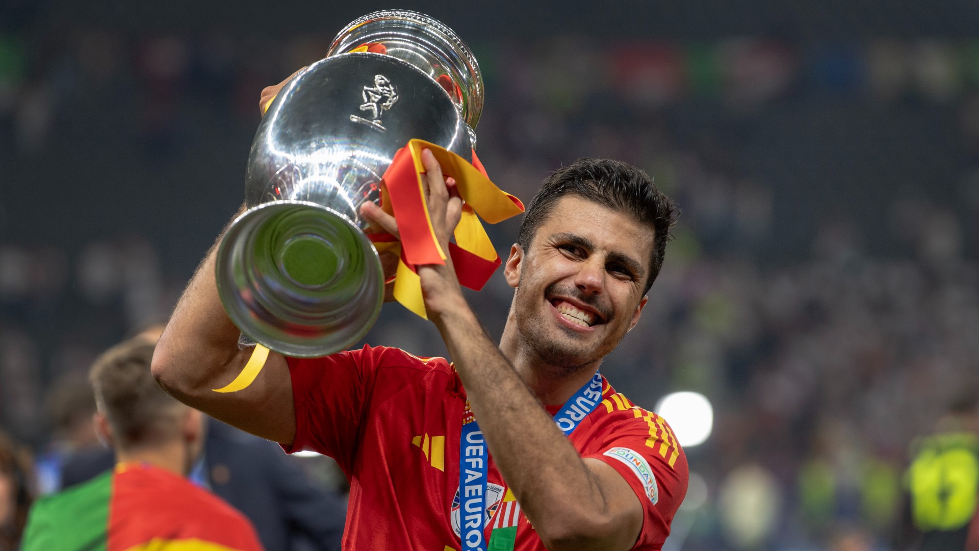 Rodri deserves Ballon d'Or after revolutionising defensive midfield ...