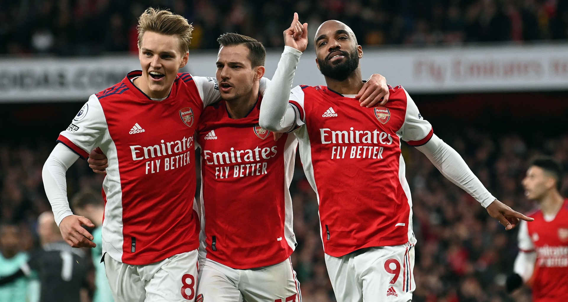 Arsenal di landasan tepat ke UCL tapi perjuangan belum selesai ...