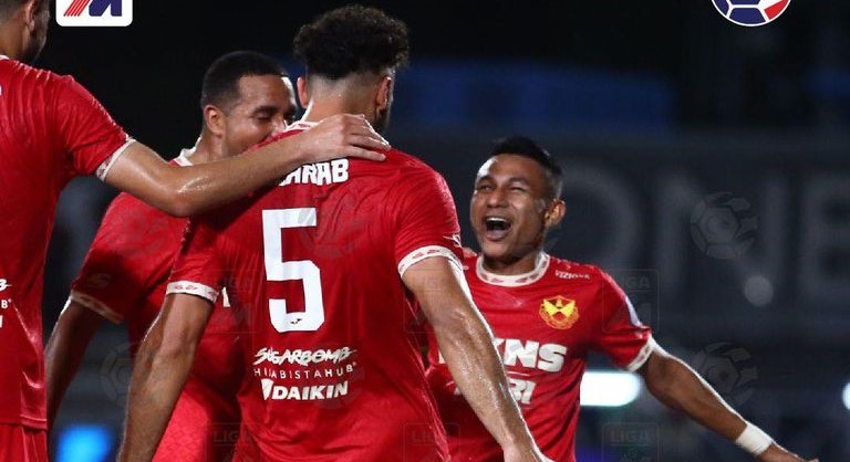 Terkejut Lihat Bakal Suami Dimandikan Ibu, Wanita Ini Nekad Batal Kahwin