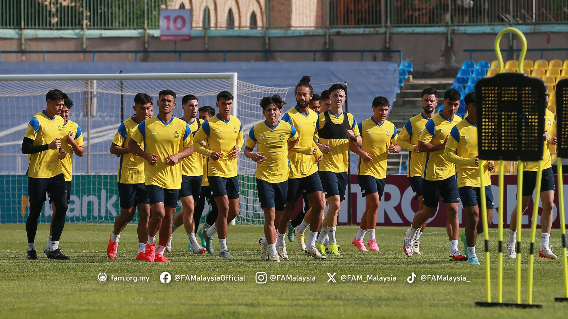 Kesebelasan utama Harimau Malaya: Azri Ghani, Safwan Mazlan jadi ...