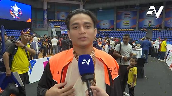 Azlan Alias mohon maaf kepada rakyat Malaysia | Stadium Astro