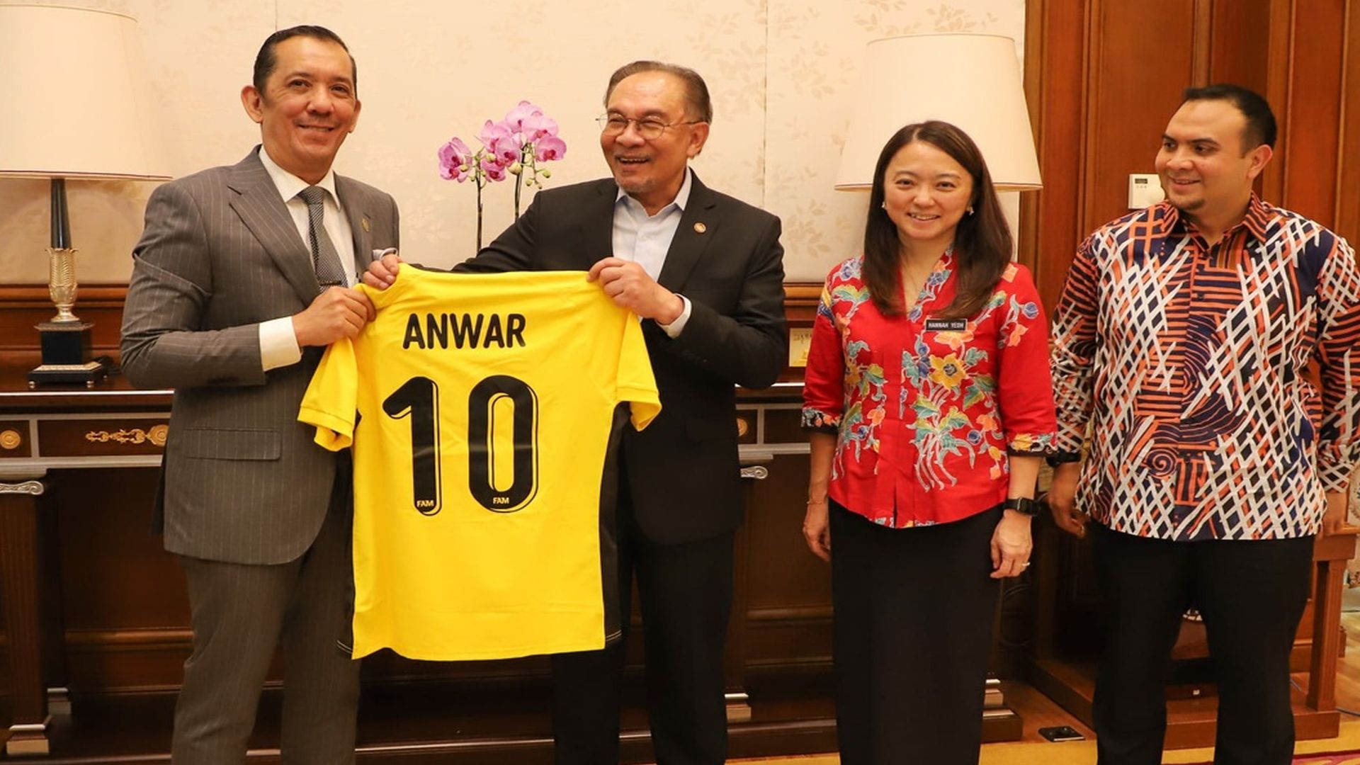 Kelayakan Piala Asia: Vietnam jangan terlalu yakin, Harimau Malaya sudah sedia -- Anwar Ibrahim ...