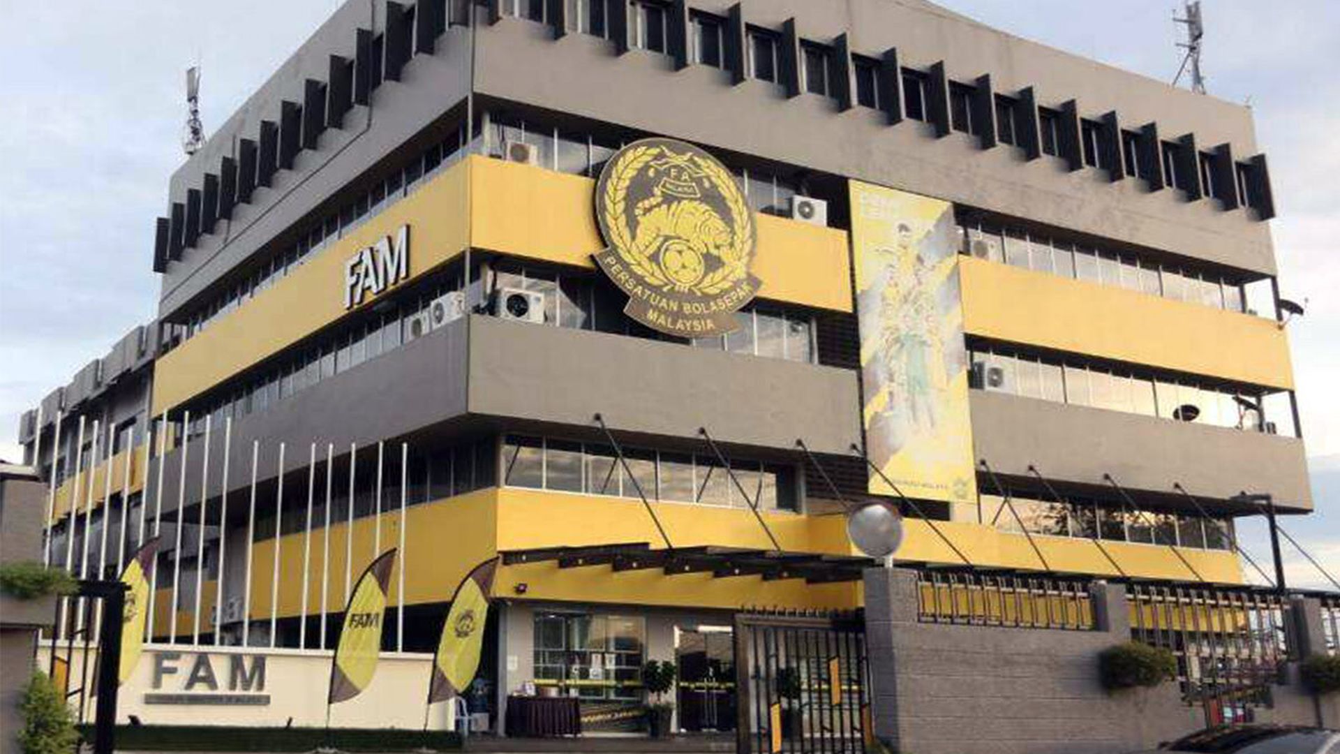 Kehadiran Hamidin: Bakal berlaku perubahan angin di Wisma FAM ...